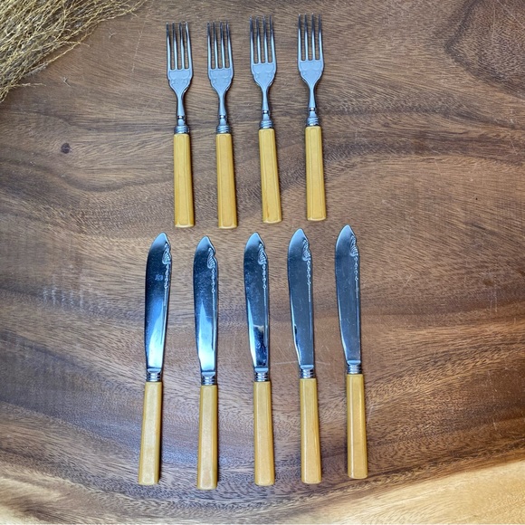 Vintage | Dining | Bakelite Cutlery Bakelite Handles Mid Century Knives ...